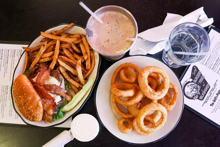 Classic Athens restaurants you need to try | Guide | redandblack.com