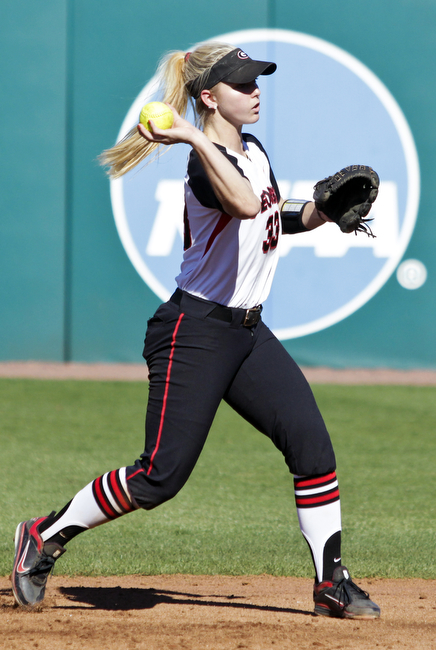 PHOTO GALLERY: Georgia Softball Sixth Annual Red and Black Showcase ...