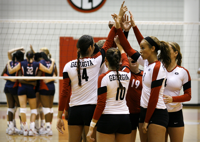 PHOTO GALLERY: Georgia Volleyball versus Ole Miss | Featured ...