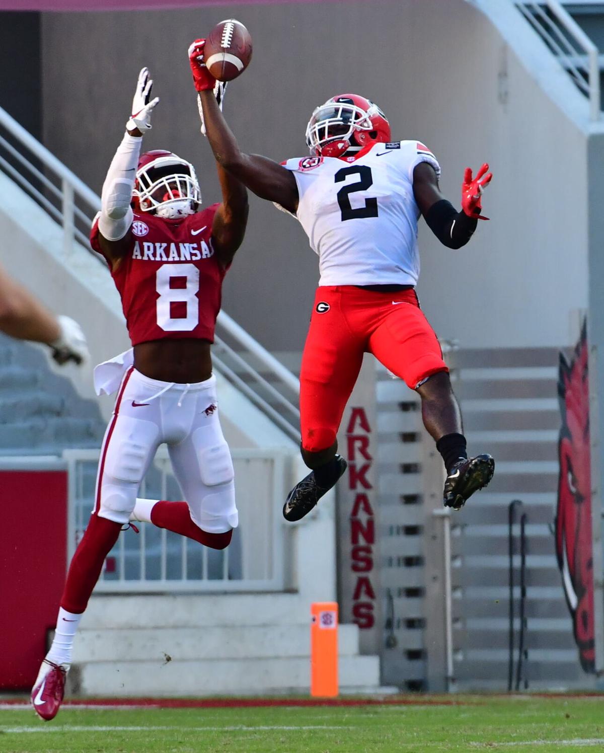 How Georgia’s 3 interceptions powered the Bulldogs to a 37-10 victory ...