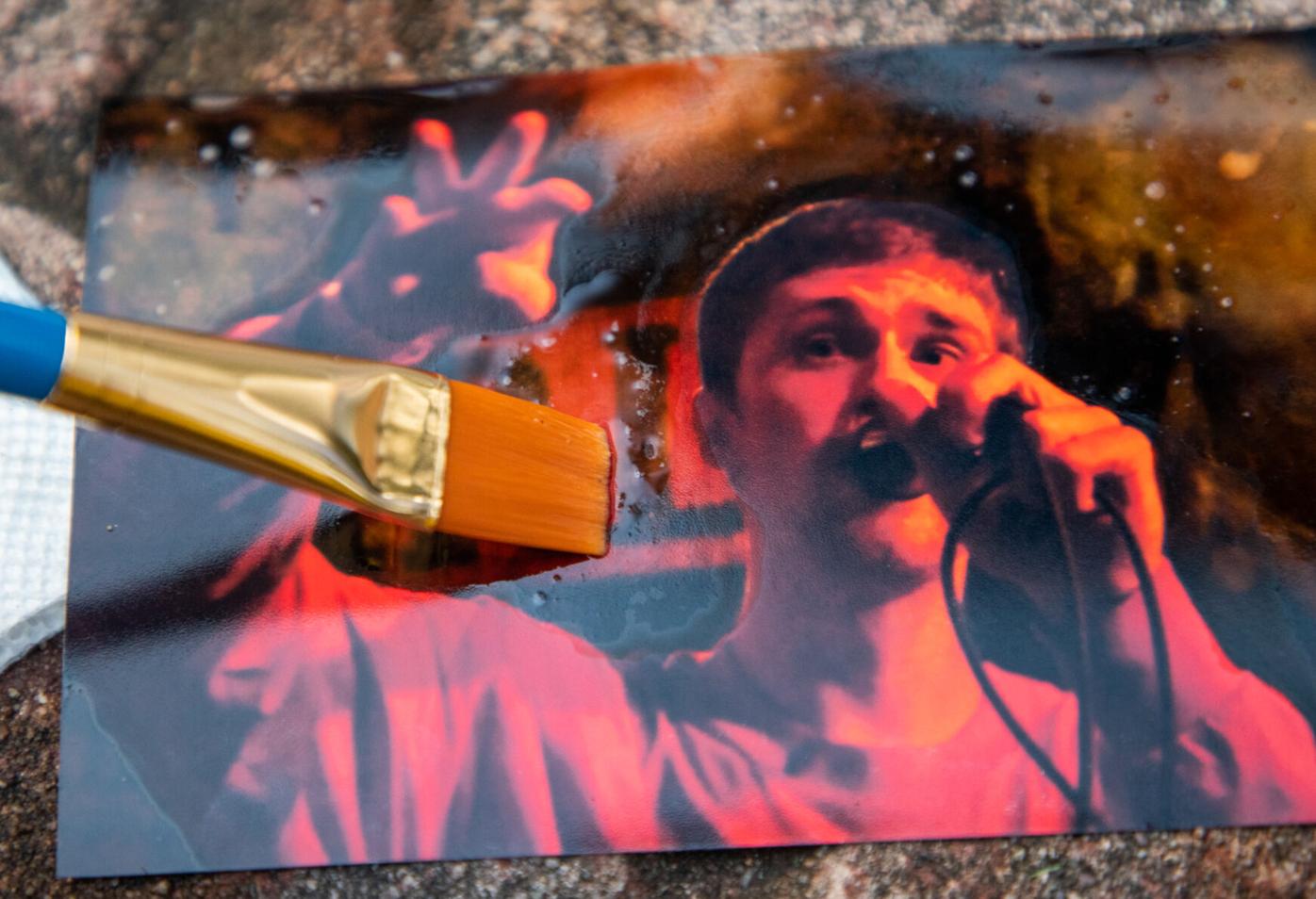 PHOTOS: How to bleach photo prints | Multimedia | redandblack.com