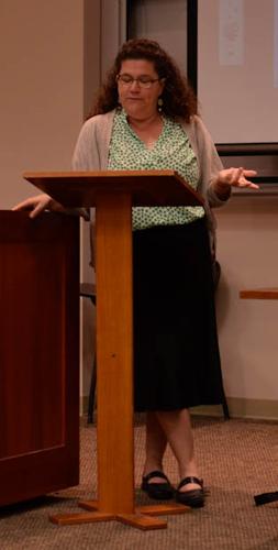 Panel modernizes Pride and Prejudice | Campus News | redandblack.com