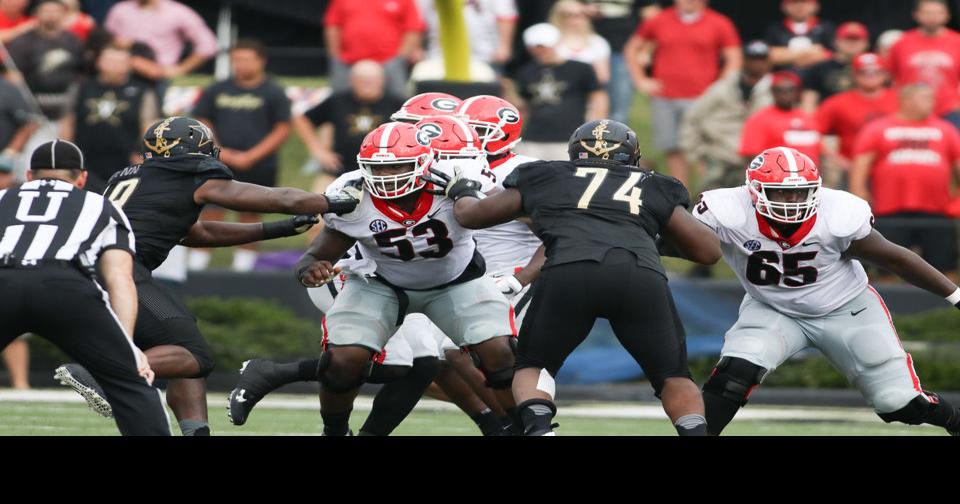 Georgia offensive line has thrived through shake-up | Football ...