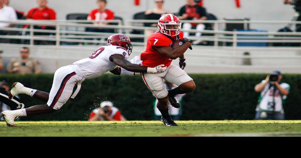 Georgia rolls past South Carolina at home to stay undefeated | Gameday ...