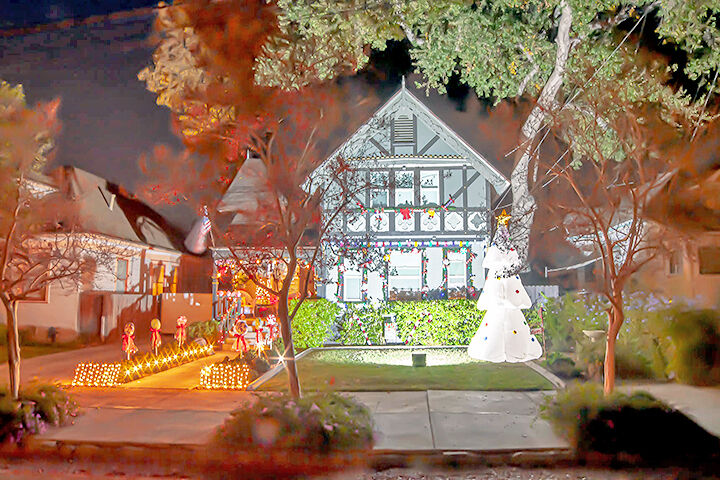 Christmas lights brighten Redlands | | redlandscommunitynews.com