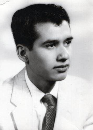 Truck driver leaves behind extended family, including great-great ...