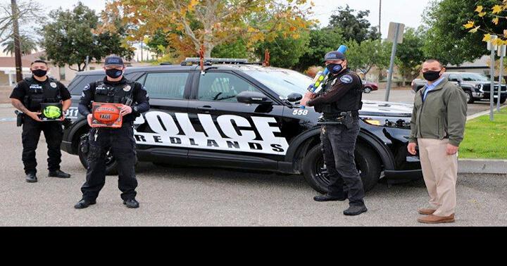 Redlands police find a way to continue holiday outreach amid pandemic ...