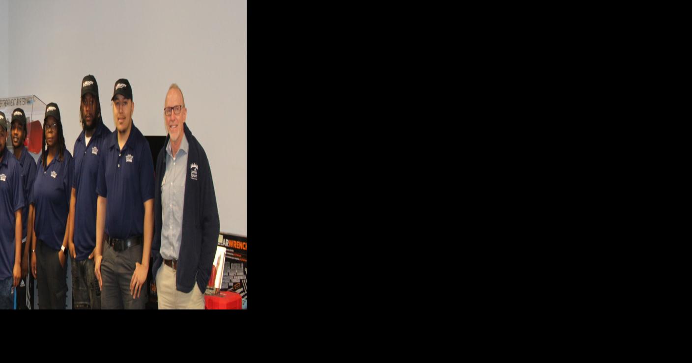 JSCC students receive equipment through 'Tools for Success' | Features ...