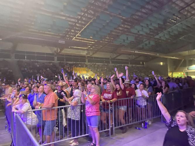 Country stars light up Duplin's night | News | reflector.com