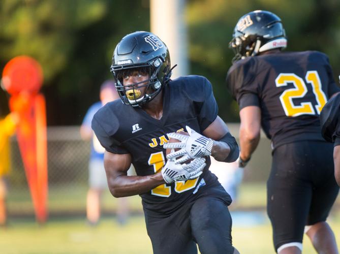 REFLECTOR PHOTOS: Farmville Central vs. North Lenoir Football ...