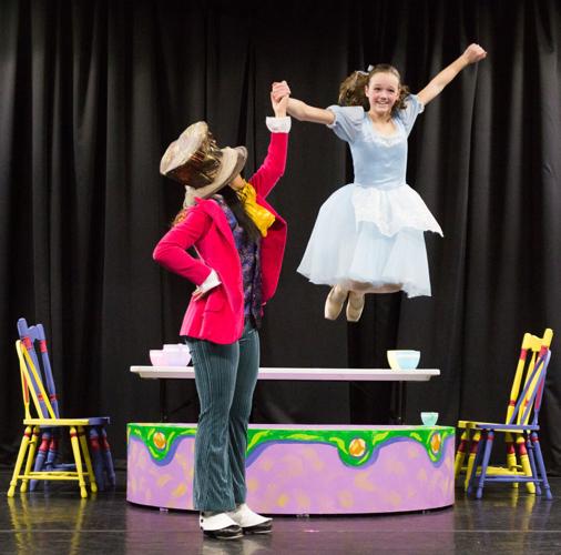 'Alice in Wonderland': Dance performance brings curious characters ...
