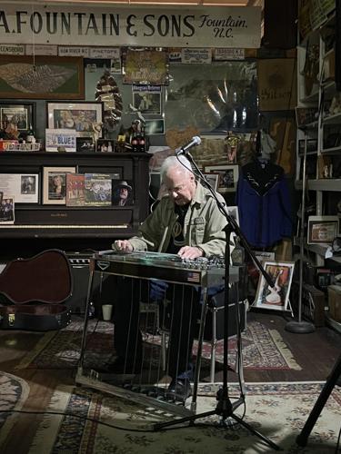 Donna Davis: Outlaws, steel guitars and handfuls of G | Feature ...