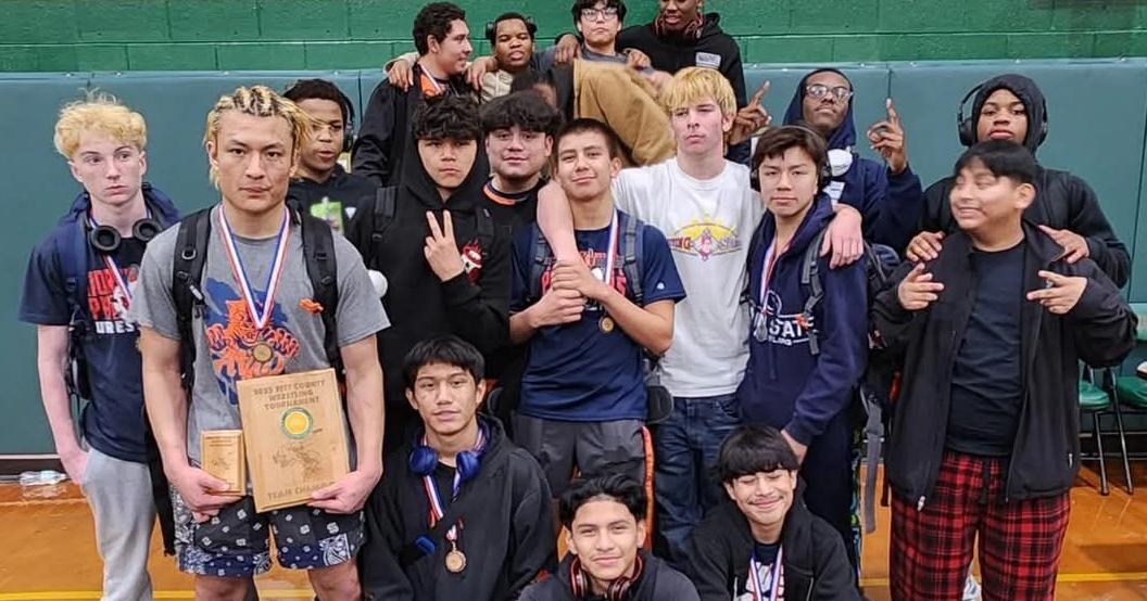 High school roundup: Panthers, Falcons win county wrestling titles ...