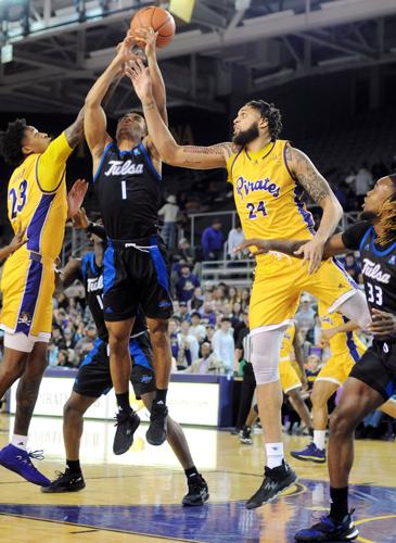 ECU men's basketball: Pirates snap losing streak with home win over ...
