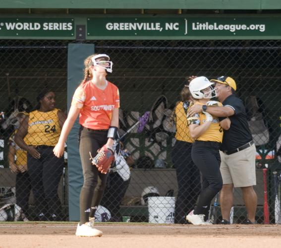 Aug. 12 Little League Softball World Series | Photo Galleries ...