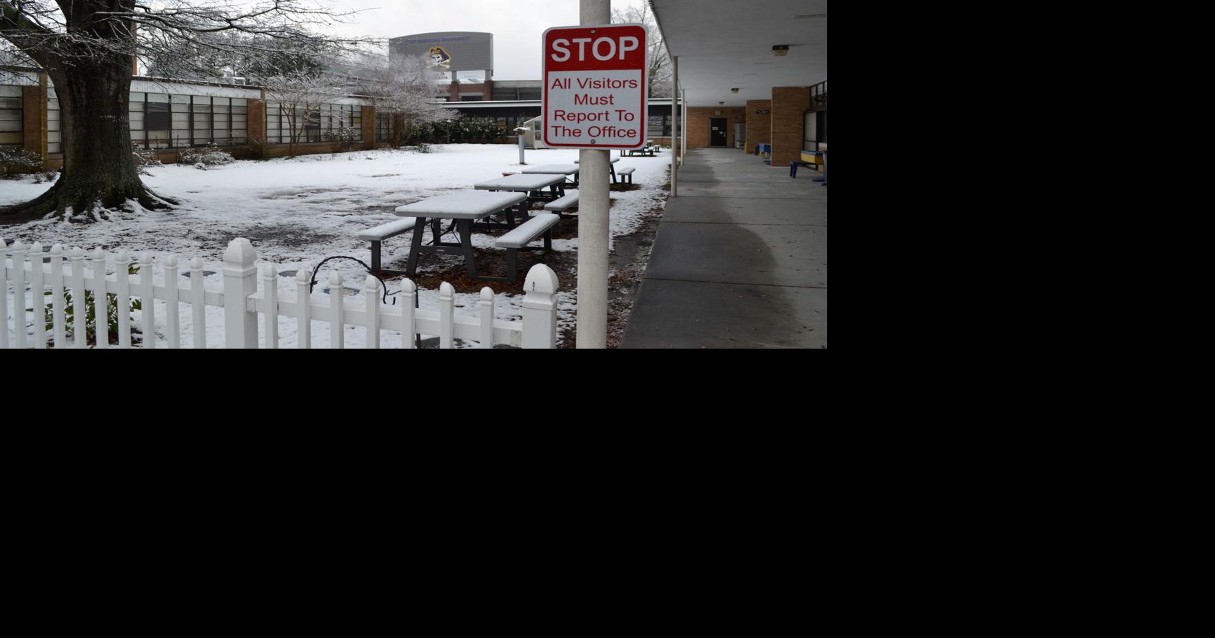 Snowy Thursday could leave roads icy Friday, forecaster warns | Local ...