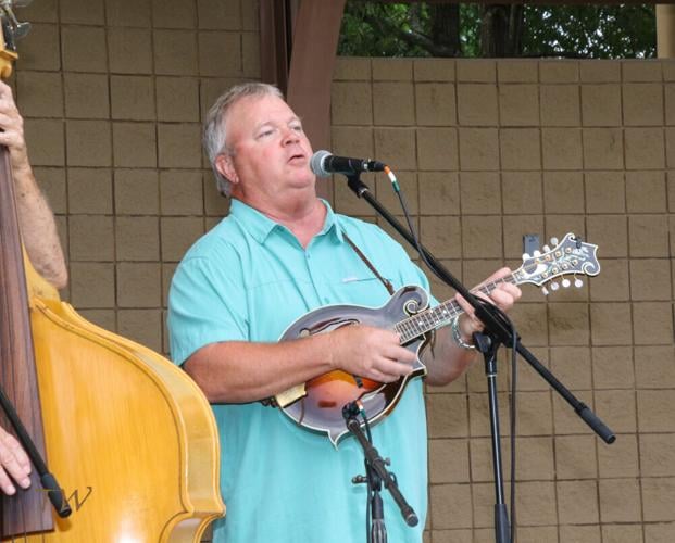 Donna Davis: The bluegrass and Country Squire: Donald Dunn | Feature ...