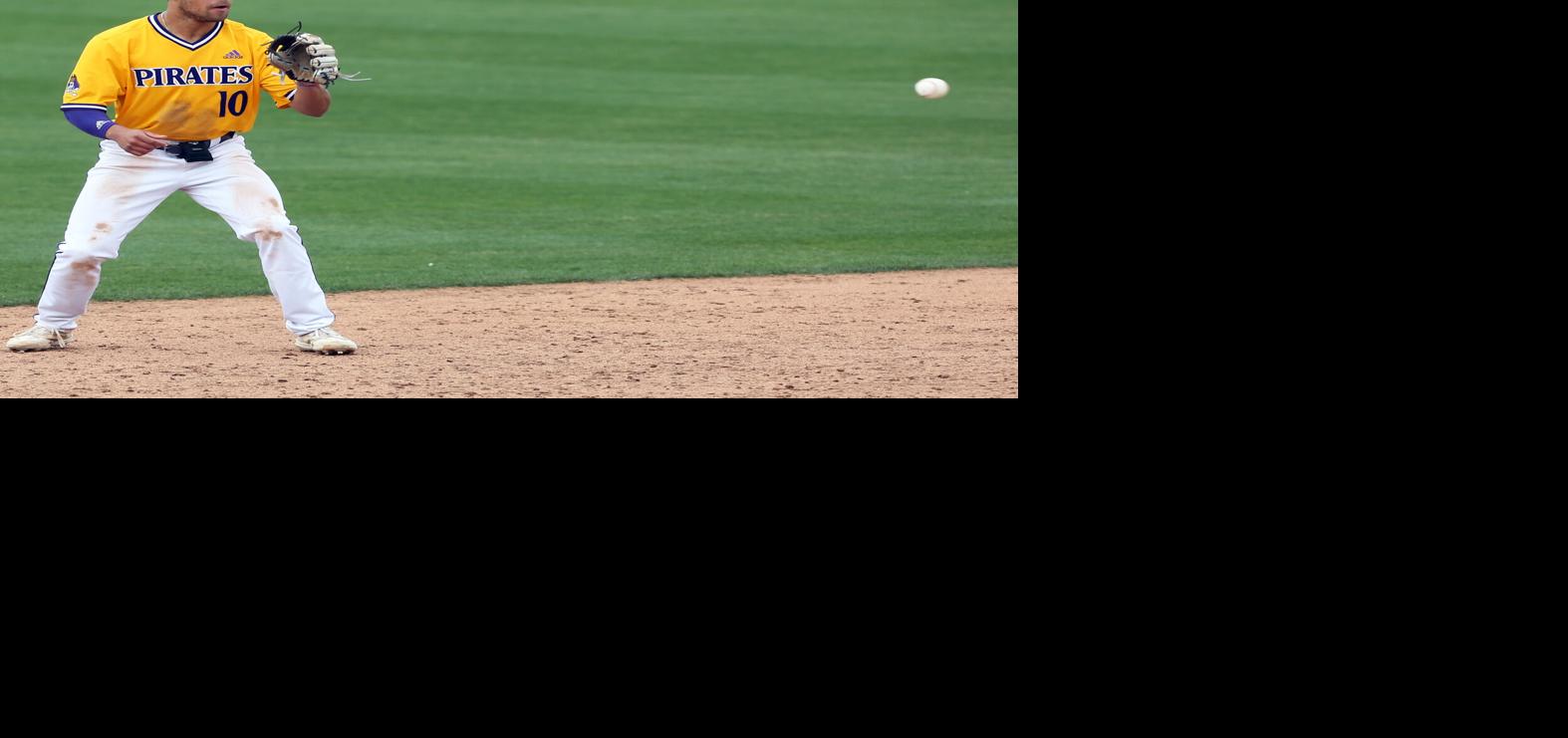 ECU vs. Columbia Baseball | Photo Galleries | reflector.com