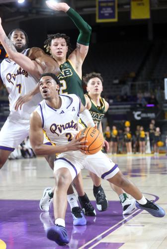 ECU basketball: Riley's 30 points not enough in OT loss to UAB ...