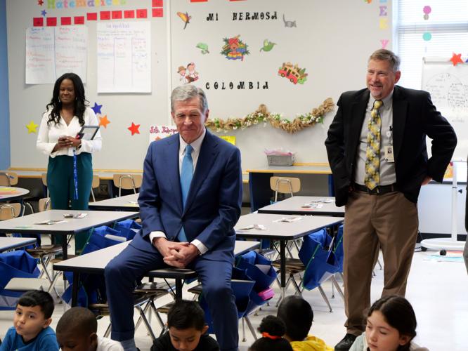 Governor visits Pactolus on ‘The Year of Public Schools' tour | Local ...