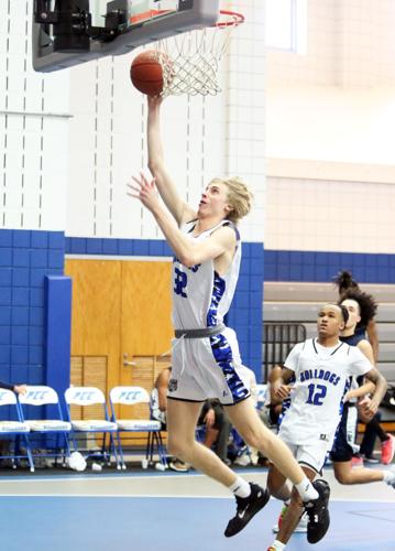 PCC basketball: Bulldogs honor former champs, get much-needed win ...