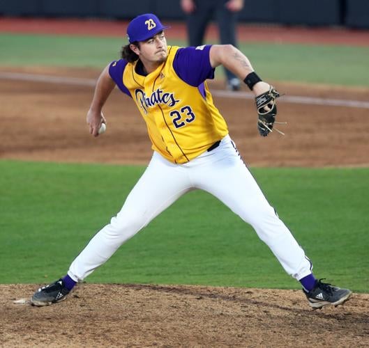 ECU vs. Cal State Fullerton Baseball | Photo Galleries | reflector.com