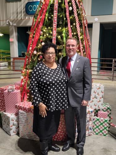 County employee receives 30-year service award pin | Multimedia ...