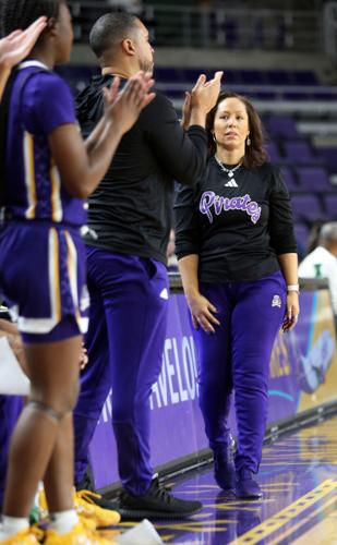 ECU women's basketball: Gordon sparks Pirates to fifth consecutive win ...