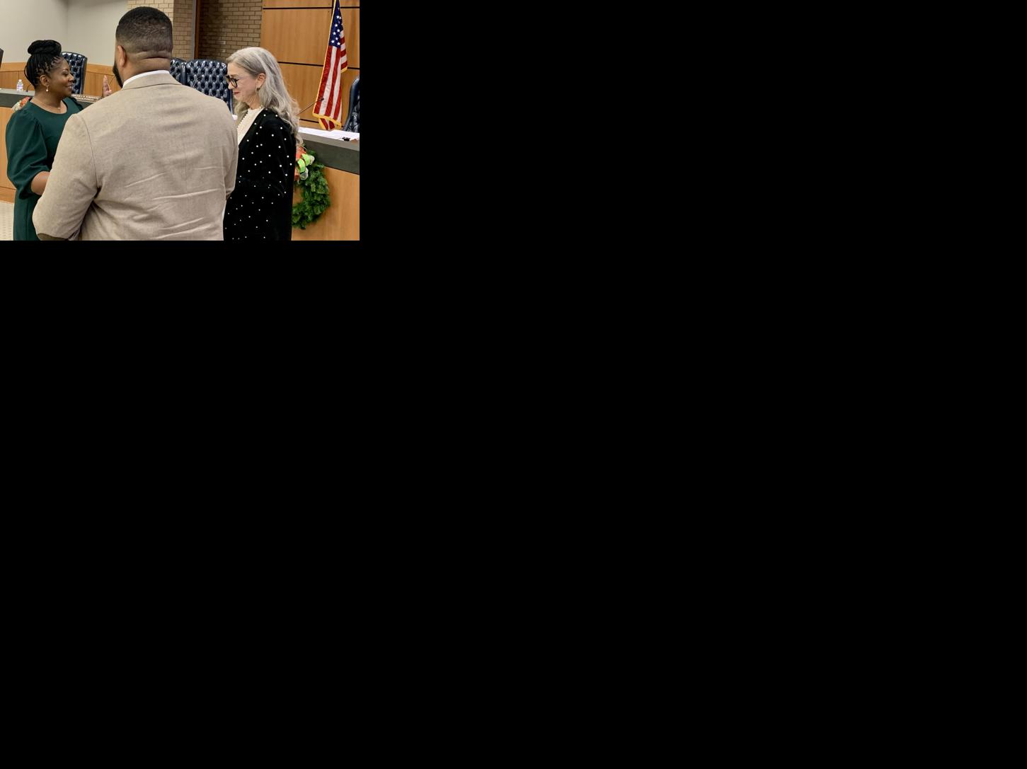 Winterville swears in new town council, hears on clean audit | Local ...