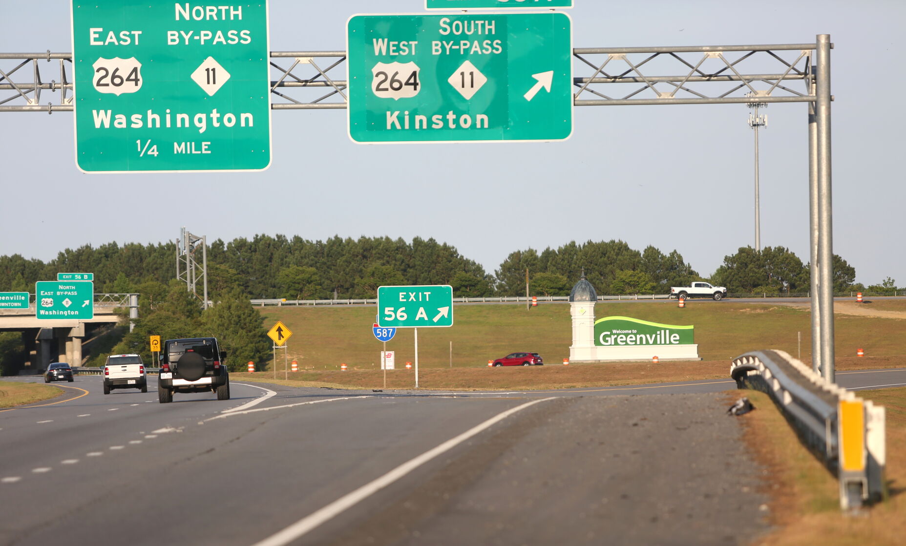 New ‘Welcome to Greenville’ sign greets travelers on I-587 | Local News ...