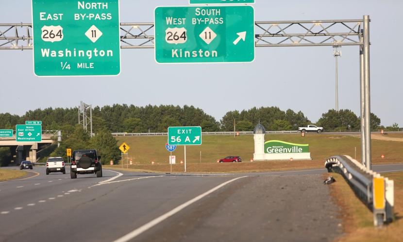 New ‘Welcome to Greenville’ sign greets travelers on I-587 | Local News ...