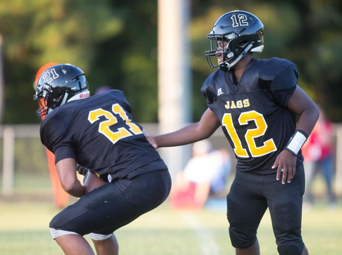 REFLECTOR PHOTOS: Farmville Central vs. North Lenoir Football ...