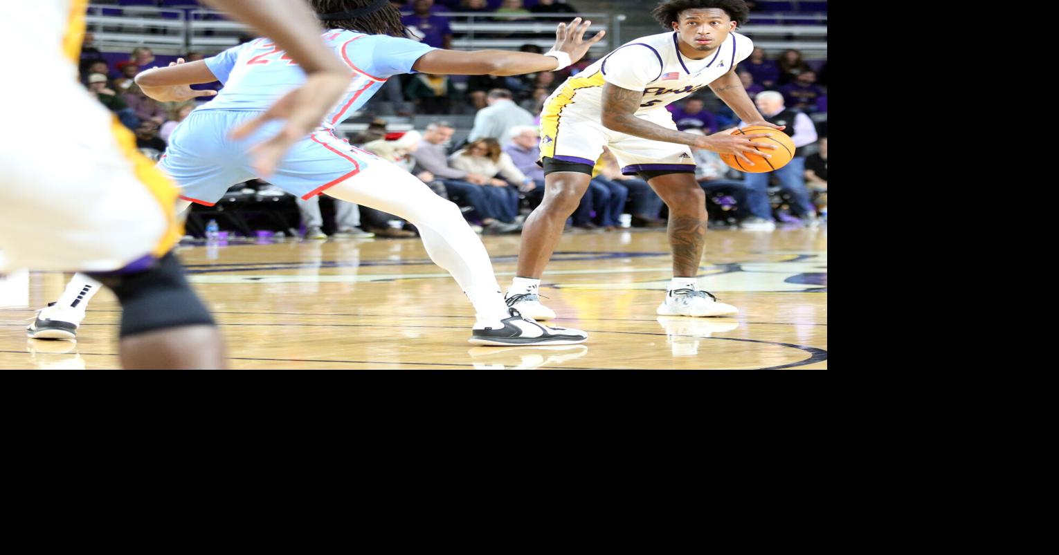 ECU vs. Delaware State Basketball | Photo Galleries | reflector.com