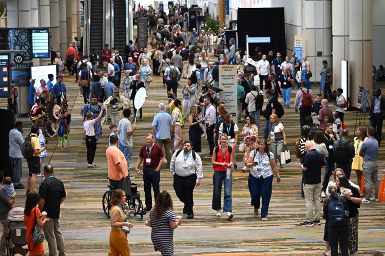 Southern Baptists vote to advance a formal ban on churches with women ...