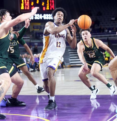 ECU basketball: Riley's 30 points not enough in OT loss to UAB ...