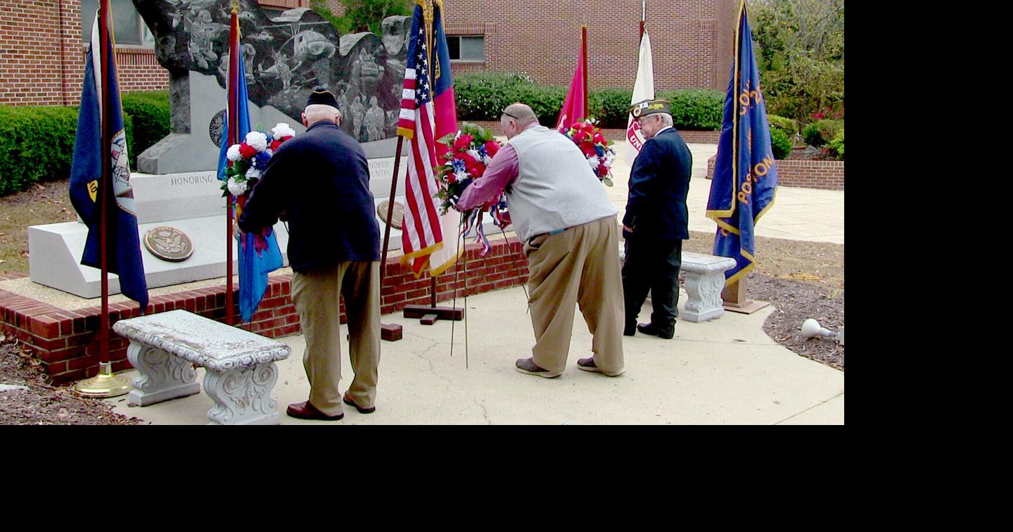 Martin County pays tribute to veterans | Features | reflector.com