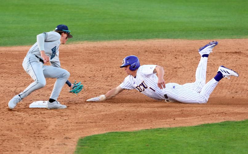ECU vs. UNCW Baseball | Photo Galleries | reflector.com