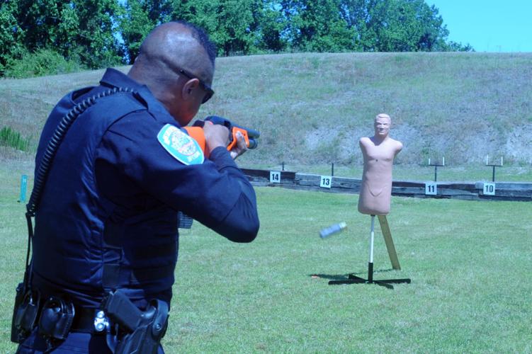 Warsaw Police to switch all departmental shotguns into less lethal ...