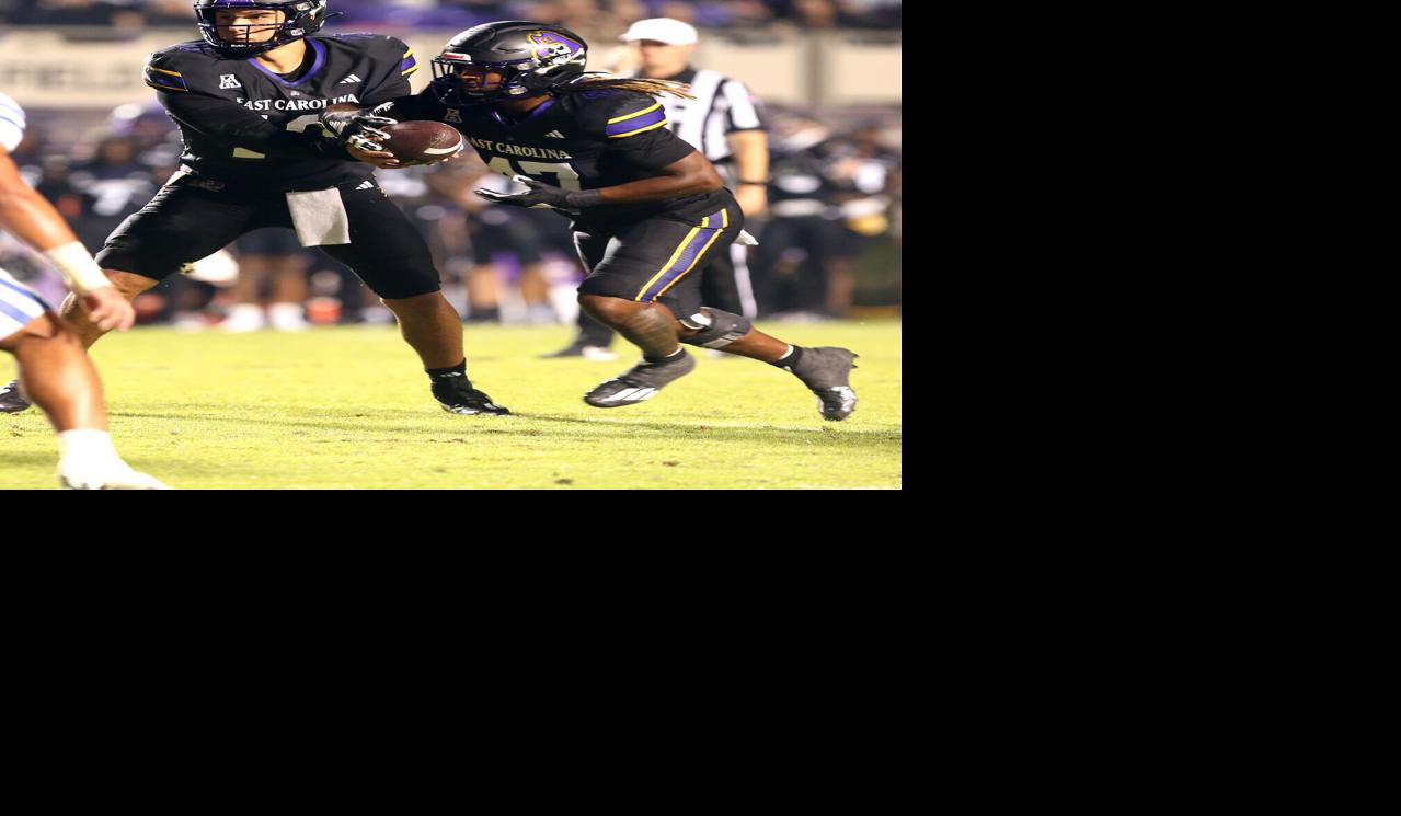 ECU vs. SMU | Photo Galleries | reflector.com