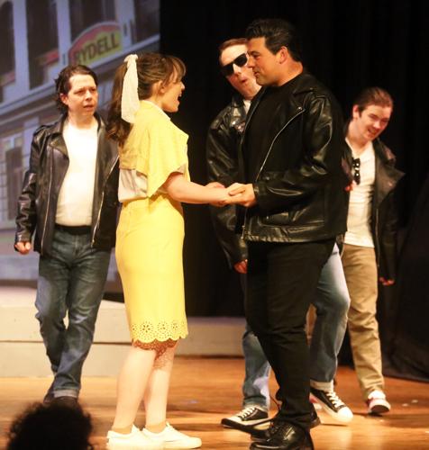 'Grease' brings memories of stage and screen to Farmville theater ...