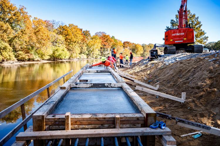 Town Common bulkhead replacement continues on schedule | Local News ...