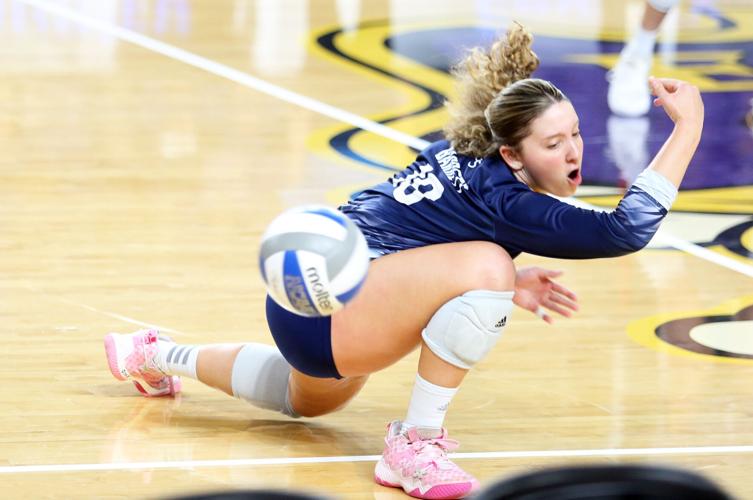 ECU vs. Georgia Southern Volleyball | Photo Galleries | reflector.com