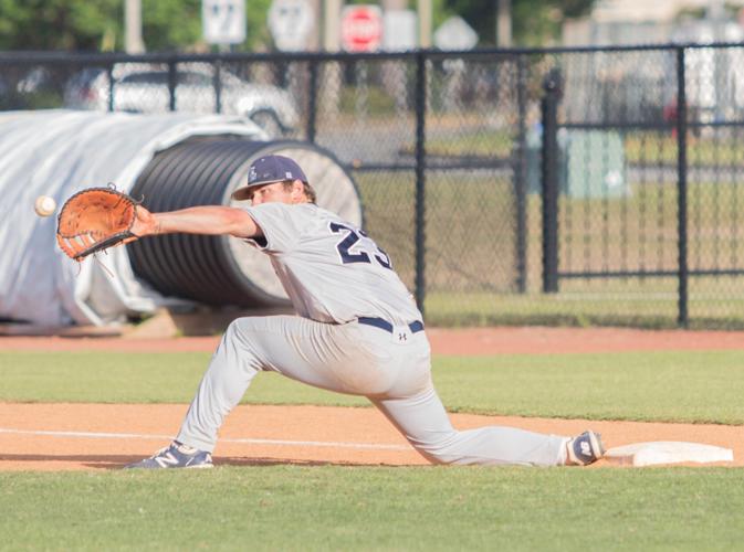 PCC baseball: Bulldogs, still in first place, turn in clunker in loss ...