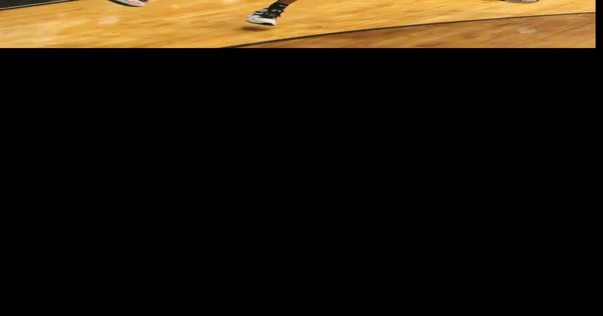 Jalen James jump shot | | reflector.com