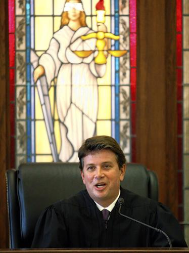 Everett swears Blount into office | Local News | reflector.com