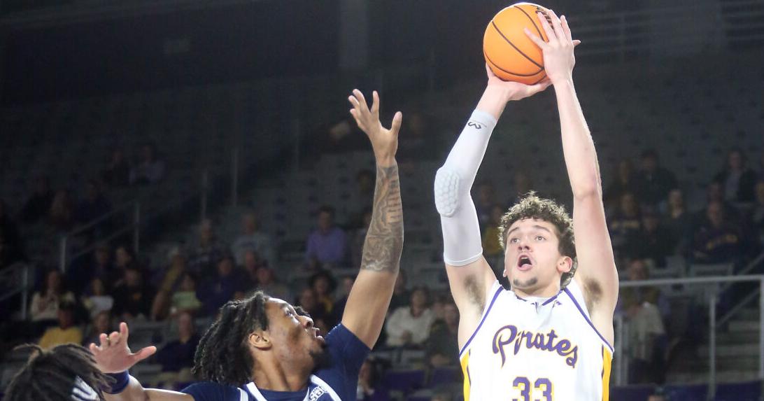 ECU vs. Georgia Southern Basketball | Photo Galleries | reflector.com
