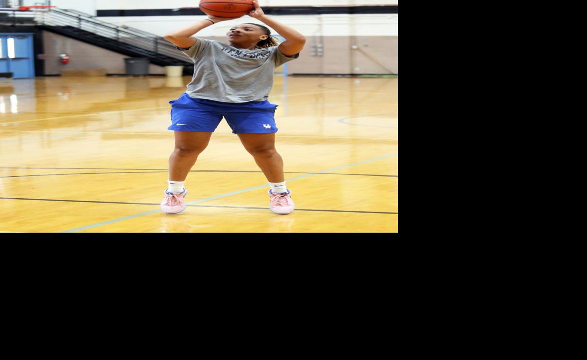 Dazia Lawrence University of Kentucky | Photo Galleries | reflector.com