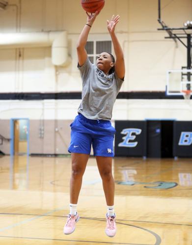 Dazia Lawrence University of Kentucky | Photo Galleries | reflector.com