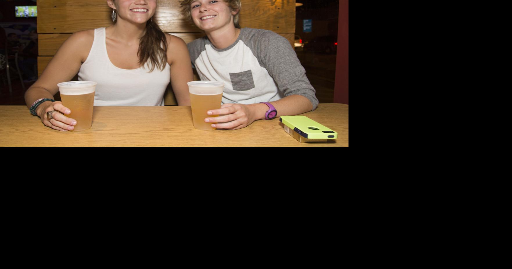 SCENE AROUND downtown Thursday night, Aug. 15 | Photo Galleries ...