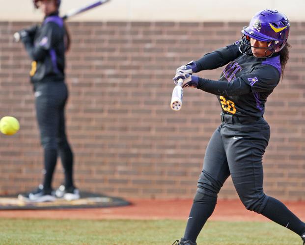 ECU starts with sweep | College | reflector.com